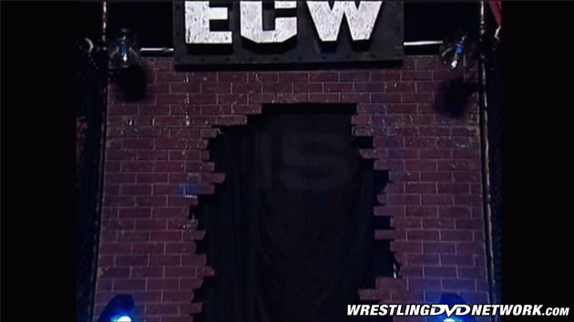 Throwback Thursday: ECW Massacre on 34th Street, As Seen on WWE Network ...